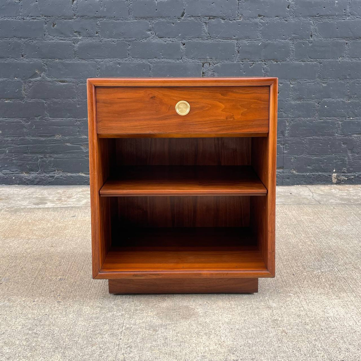 Mid-Century Modern Night Stand by Kipp Stewart for Drexel, c.1960’s – Vintage Supply