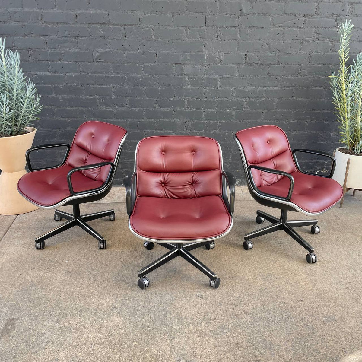 Set of 4 Charles Pollock for Knoll Leather Executive Desk Chair’s, c.1 ...