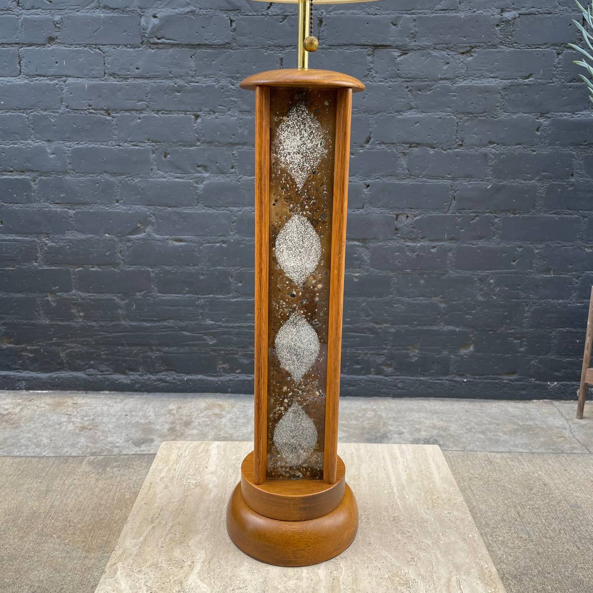 Mid-Century Modern Table Lamp by Modeline of CA, c.1960’s – Vintage Supply