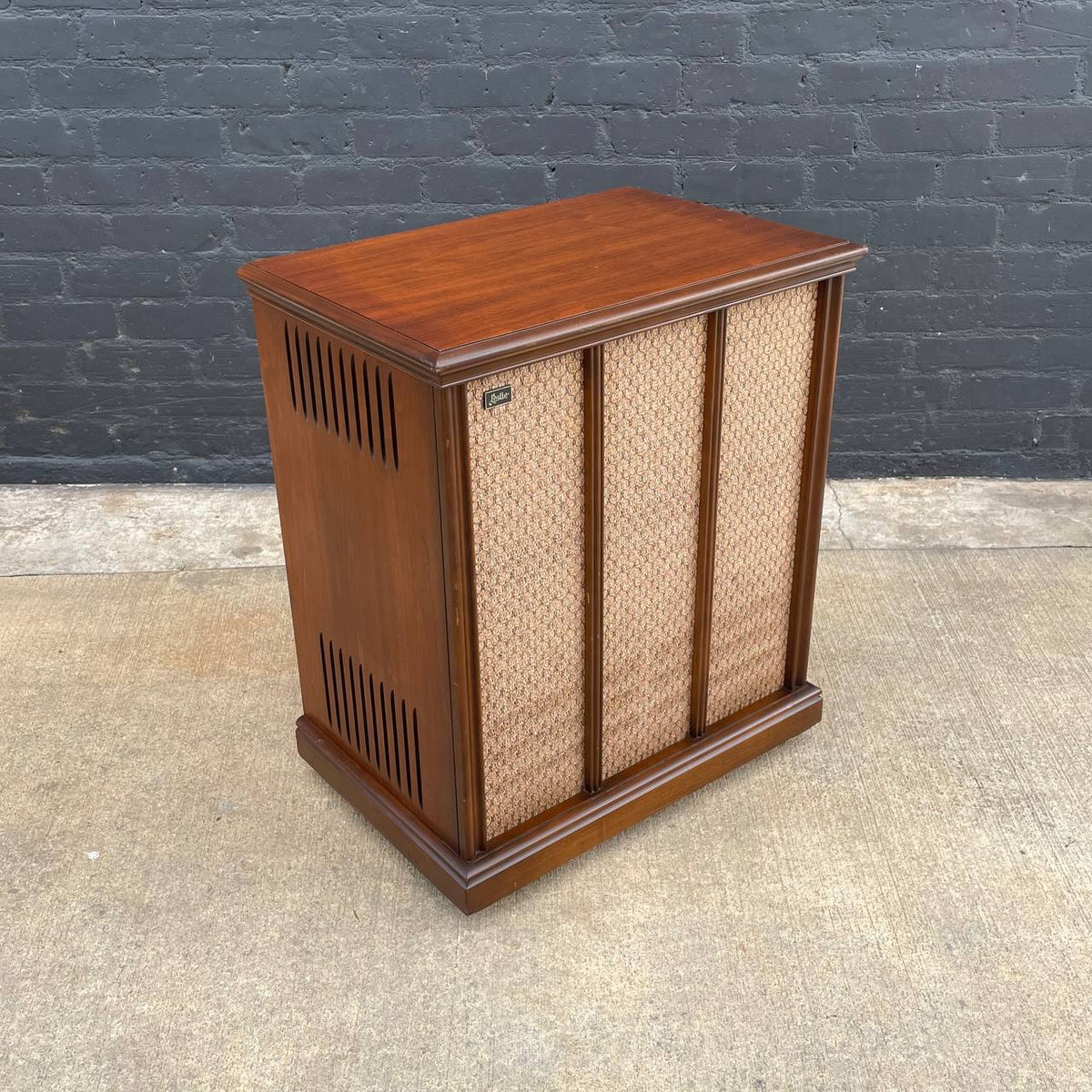 Mid-Century Modern Organ Speaker Model 700 by Leslie, c.1960’s ...