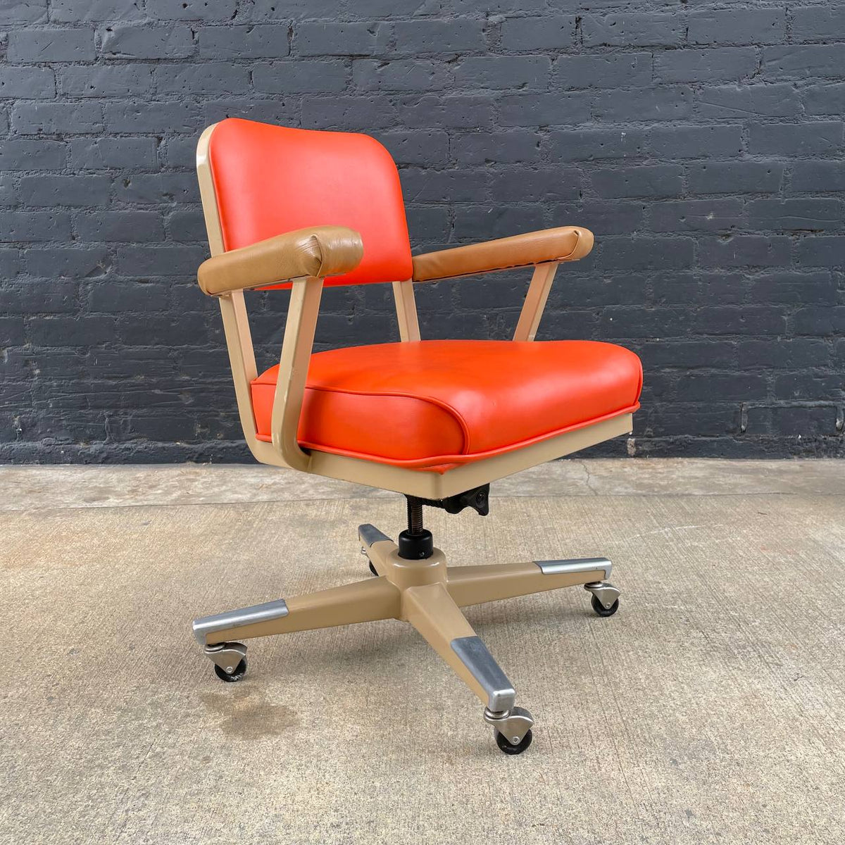 Vintage Industrial Post Modern Steel Office Adjustable Desk Chair, c.1 ...