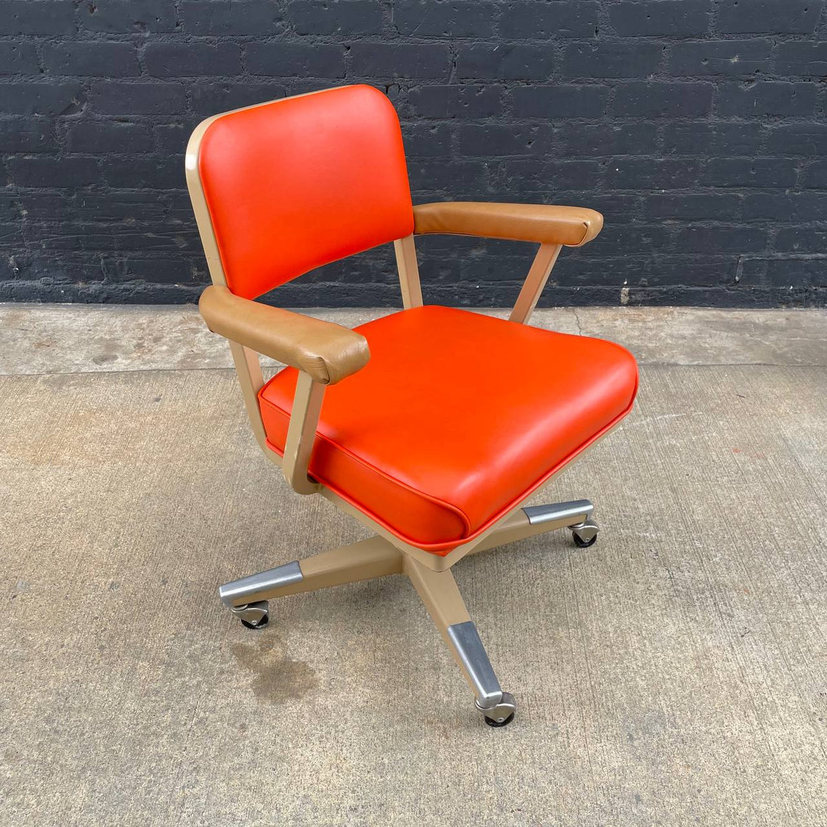 Vintage Industrial Post Modern Steel Office Adjustable Desk Chair, c.1 ...