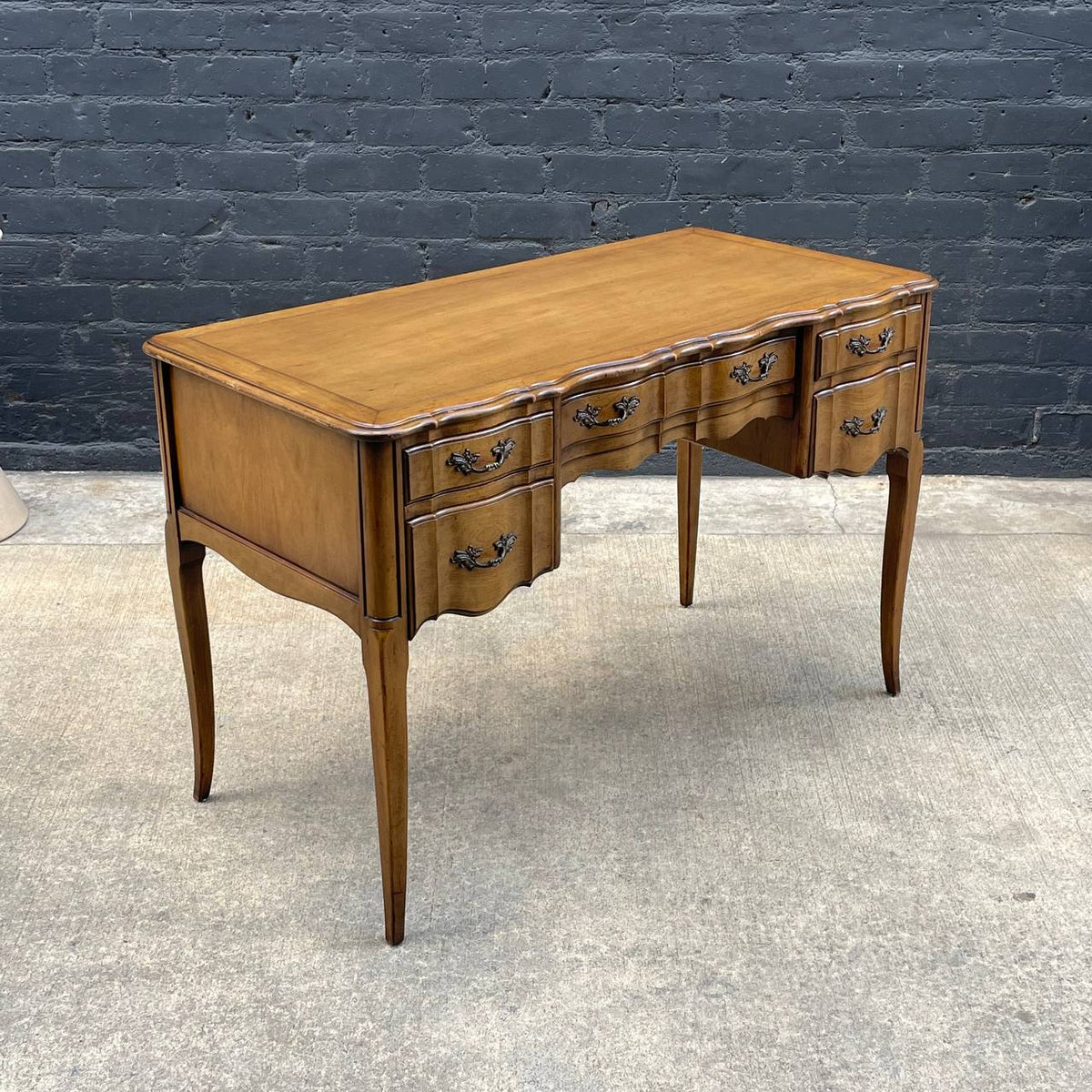 French Provincial Style Desk by Sligh Lowry, c.1960’s – Vintage Supply