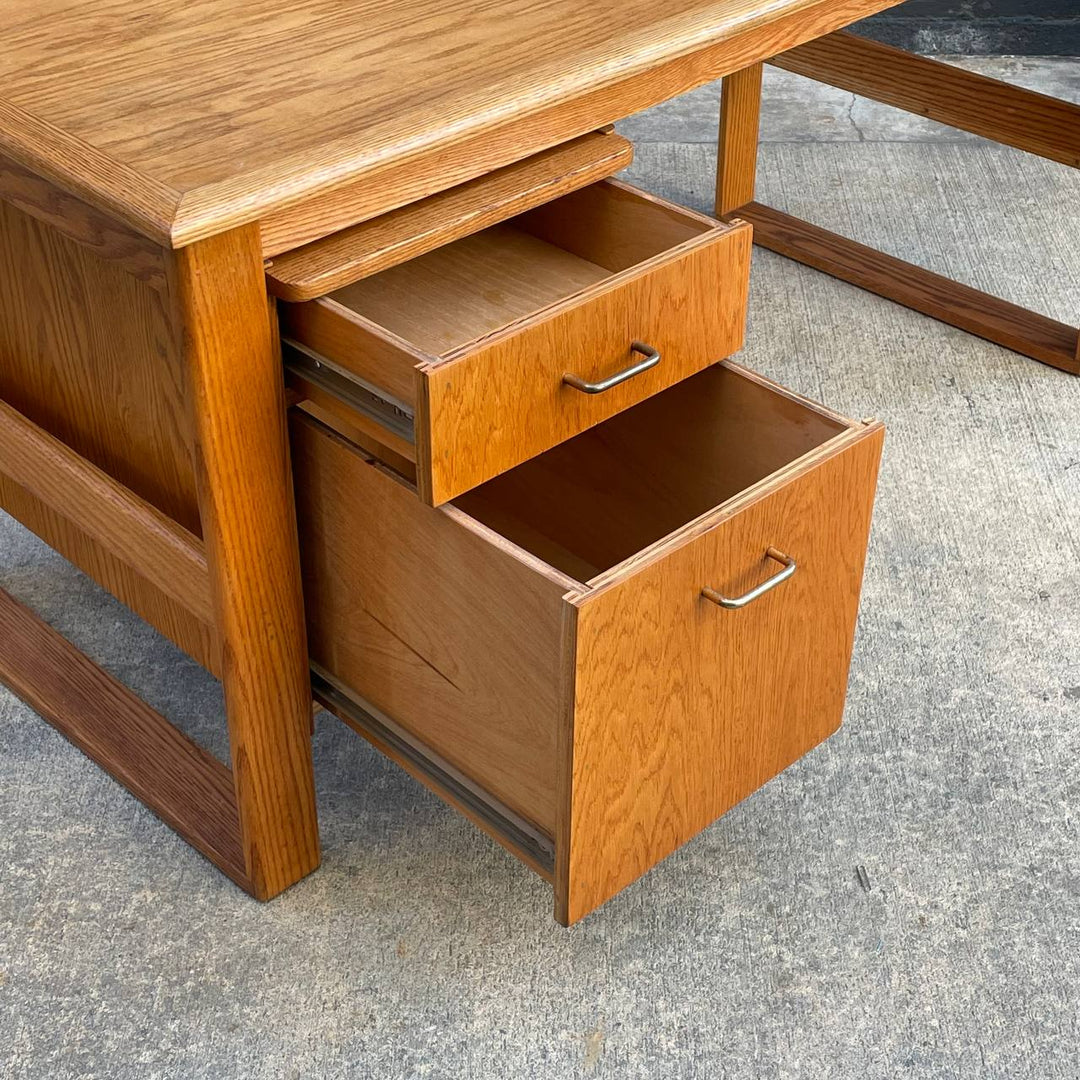 Mid-Century Modern Oak Desk, c.1980’s – Vintage Supply