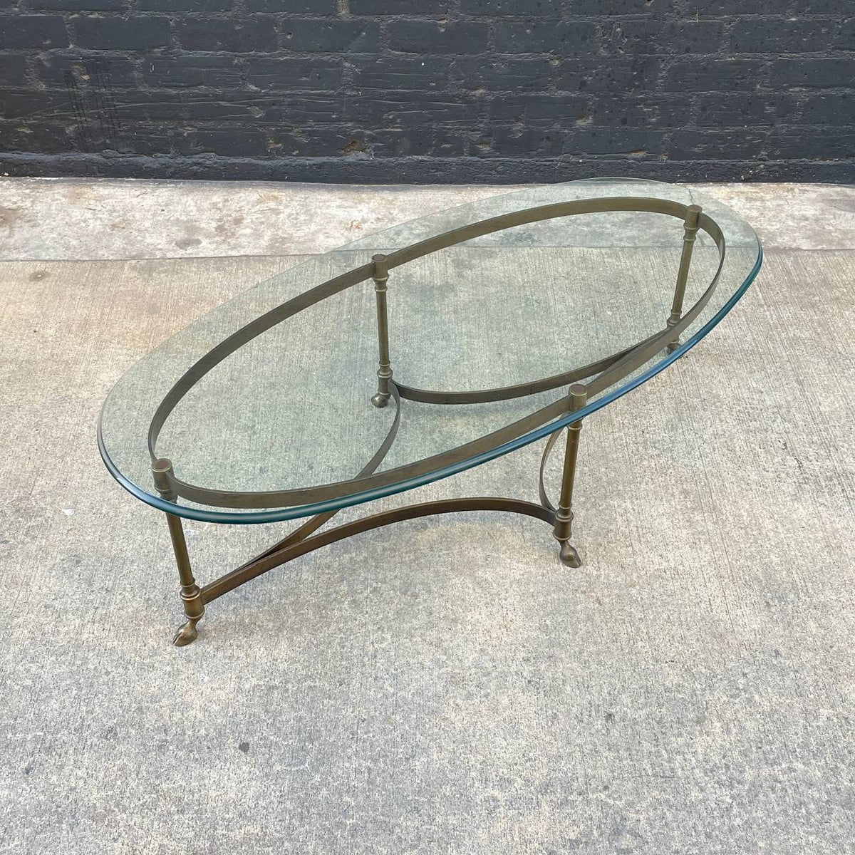 Vintage Italian Mid-Century Modern Brass & Glass Oval Coffee Table wit ...